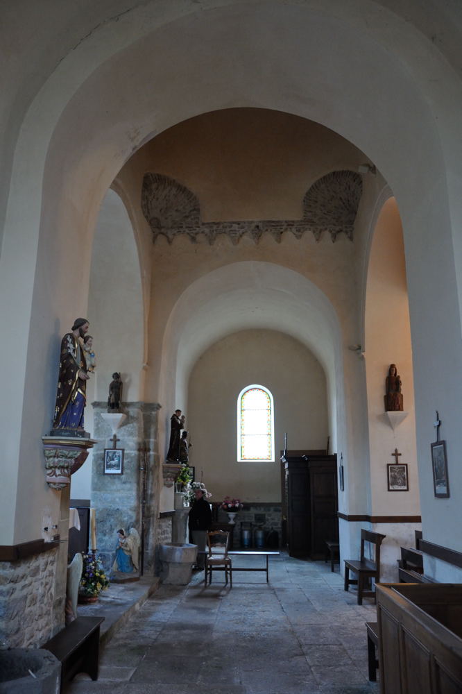 A Glossary of Romanesque Architecture: Transept, croisillon du ...