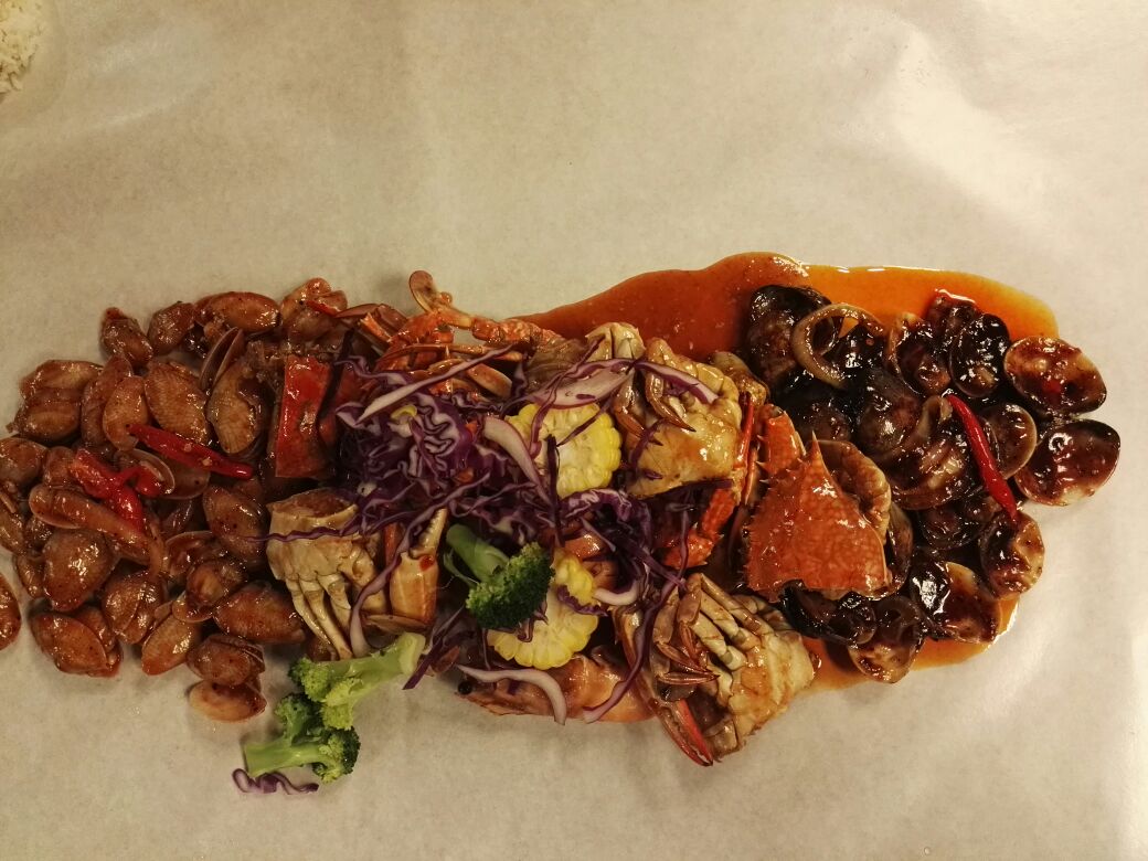 Tulis Bila Sempat, Baca Kalo Suka: Shellout atau Seafood di Fizzy Cafe ...