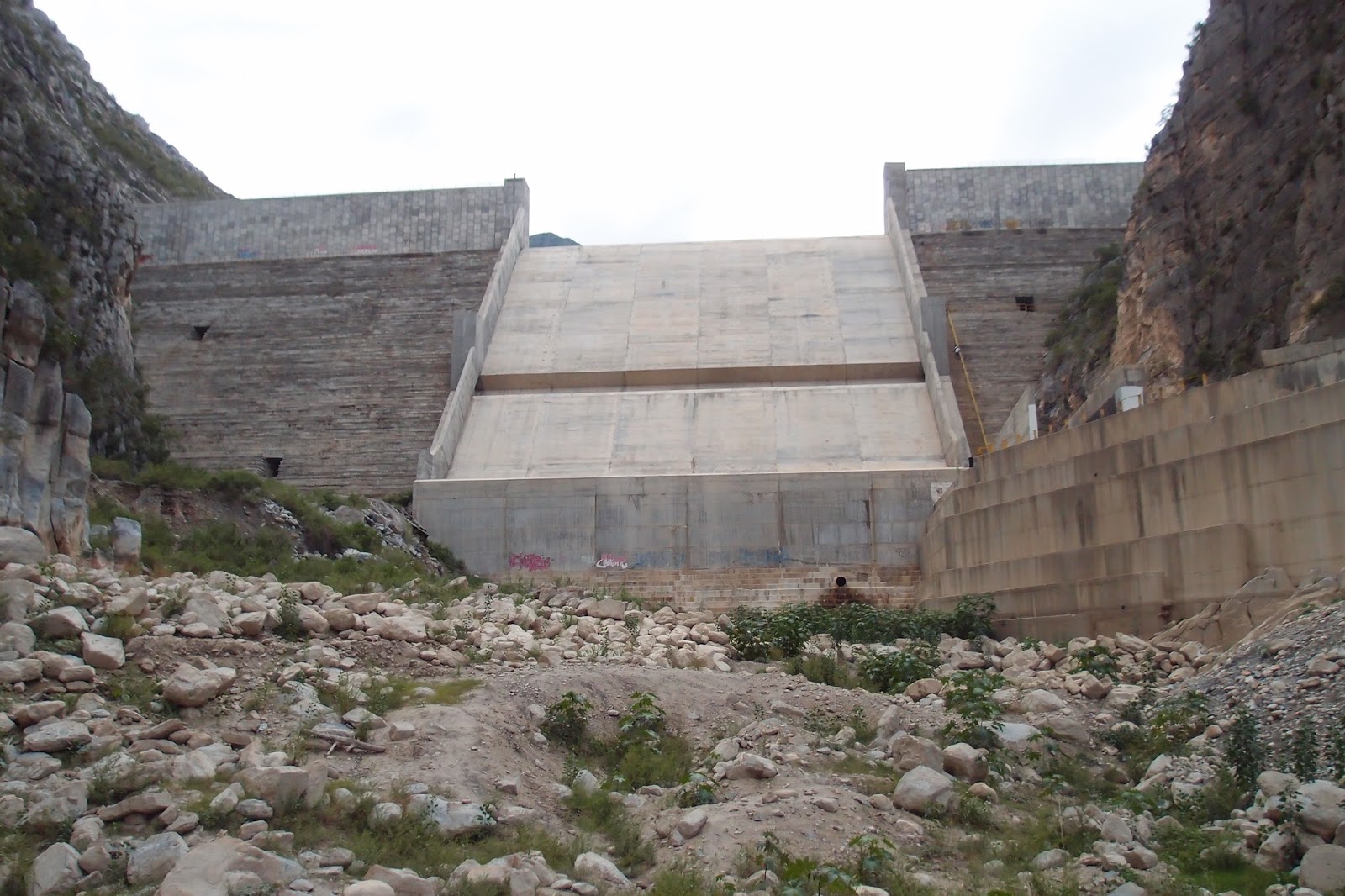 Juliina Střední Amerika: Presa Rompepicos, Huasteca