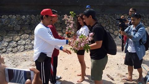 Bunga Gamal & Kuluban Gayot Menjadi Istimewa NPF 2016 - Wak Laba