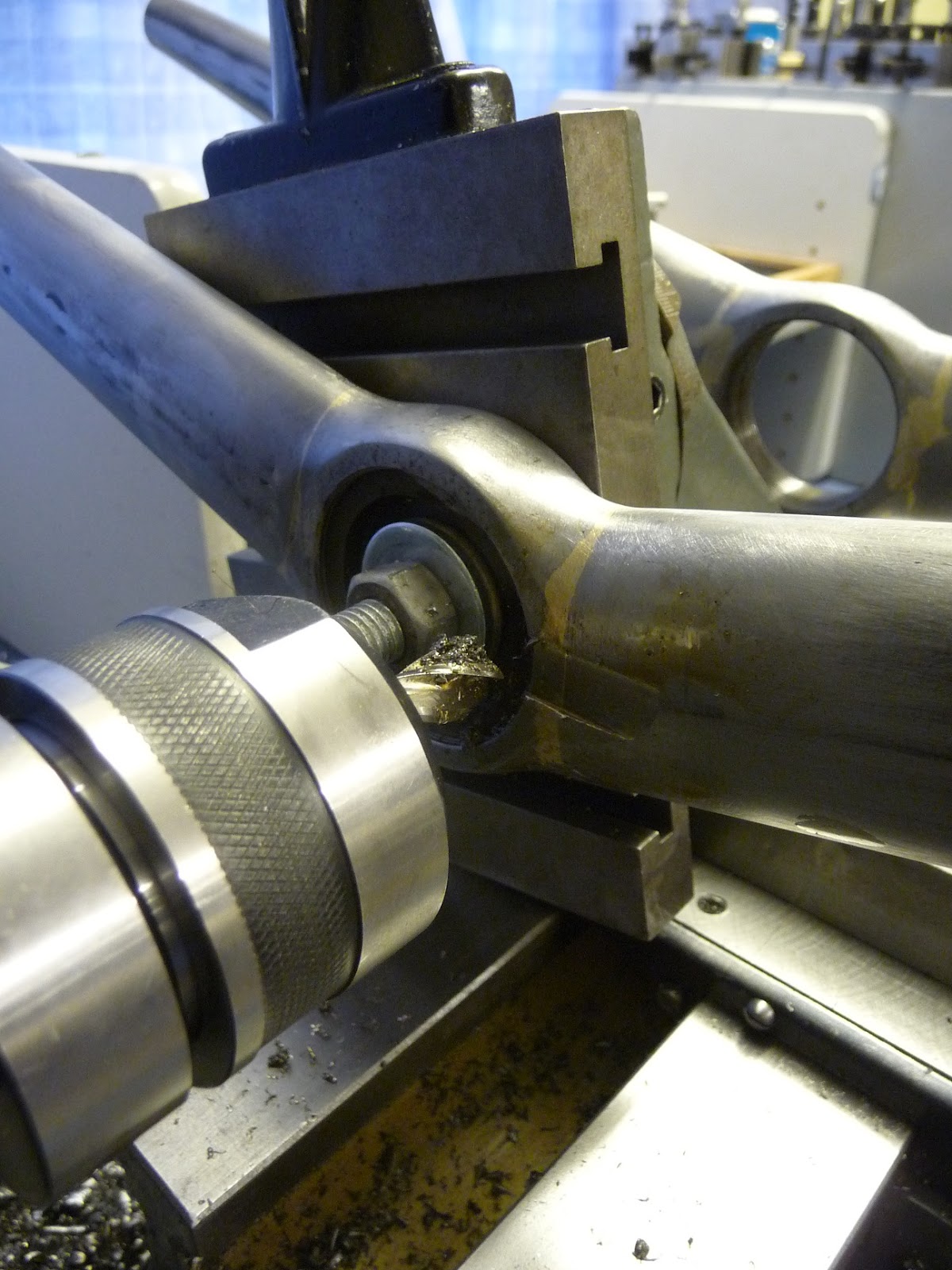 Geared Facile: Bearing Adjustment Locks