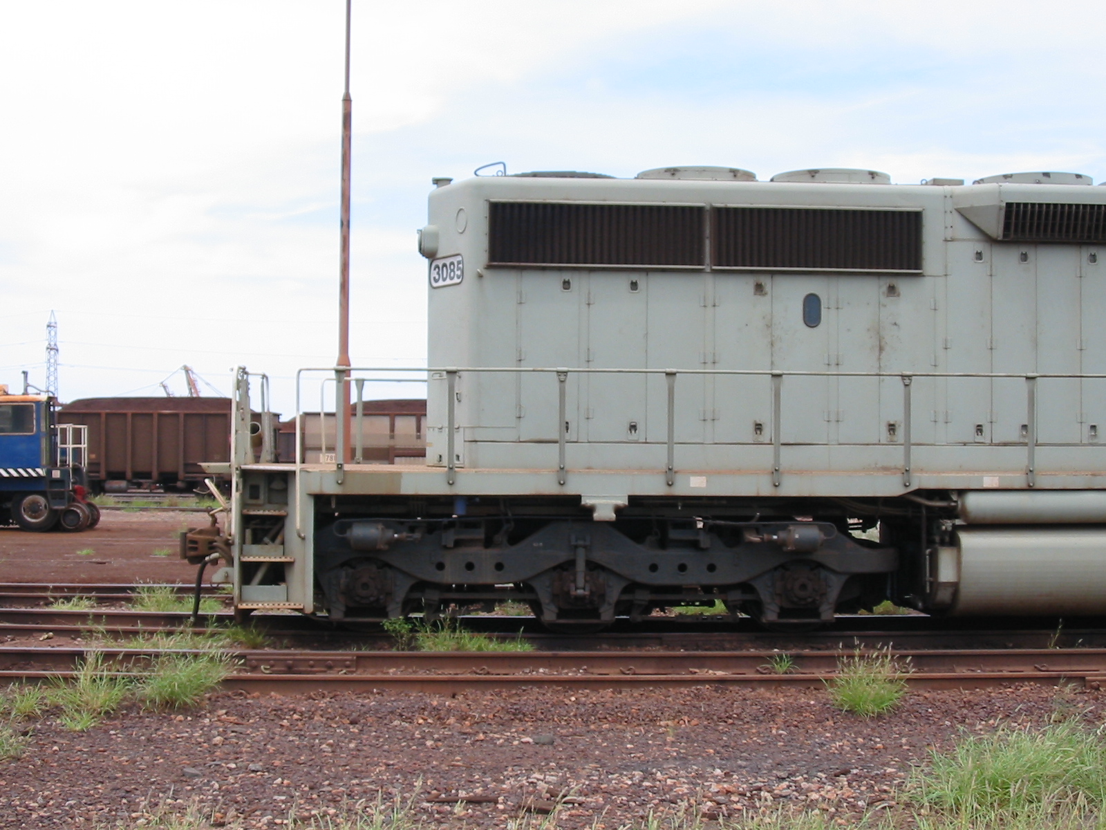 Barcoola: BHP Billiton SD40-2 released by Broadway Limited Imports