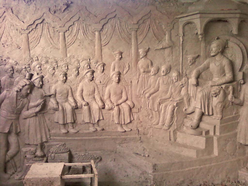 Sunil Deore (Sculptor): Shivrajyabhishek Relief mural