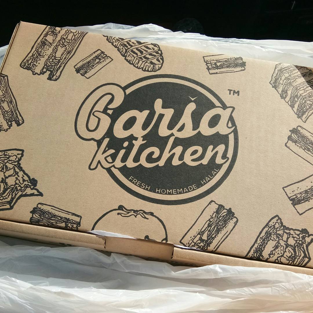 Menikmati sandwich sedap dari Garsa Kitchen - Cerita Ita