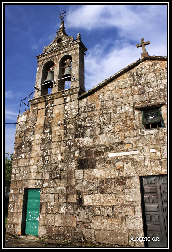 GALICIA PUEBLO A PUEBLO: PEDRA DO HOME, VAL DO DUBRA