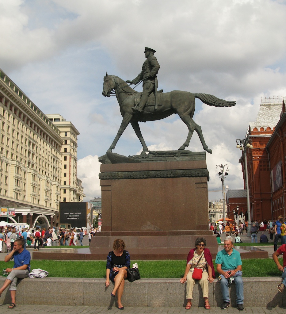 Musings on Life in Hong Kong: Statues of Russia