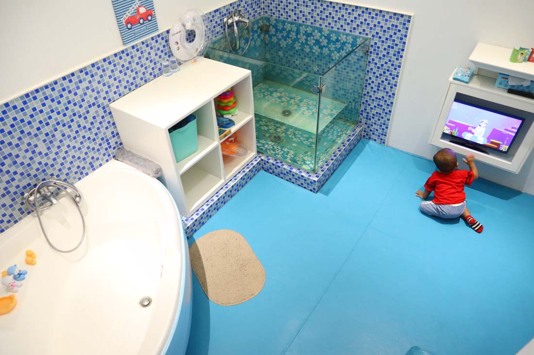 Review Playground Miniapolis Pakuwon Mall Surabaya - Riska Ngilan