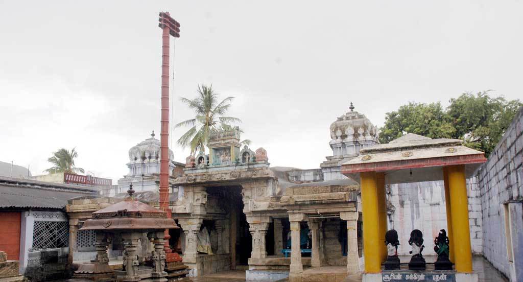 Tamilnadu Tourism: Sivanthiappar Temple, Vikramasingapuram, Thirunelveli