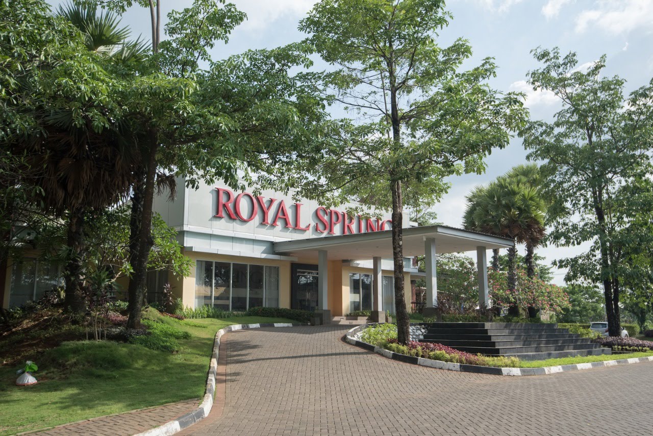 ROYAL SPRING MAKASSAR