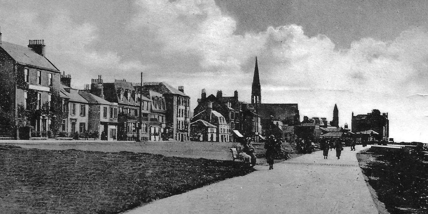 Tour Scotland: Old Photograph Gallowgate Street Largs Scotland