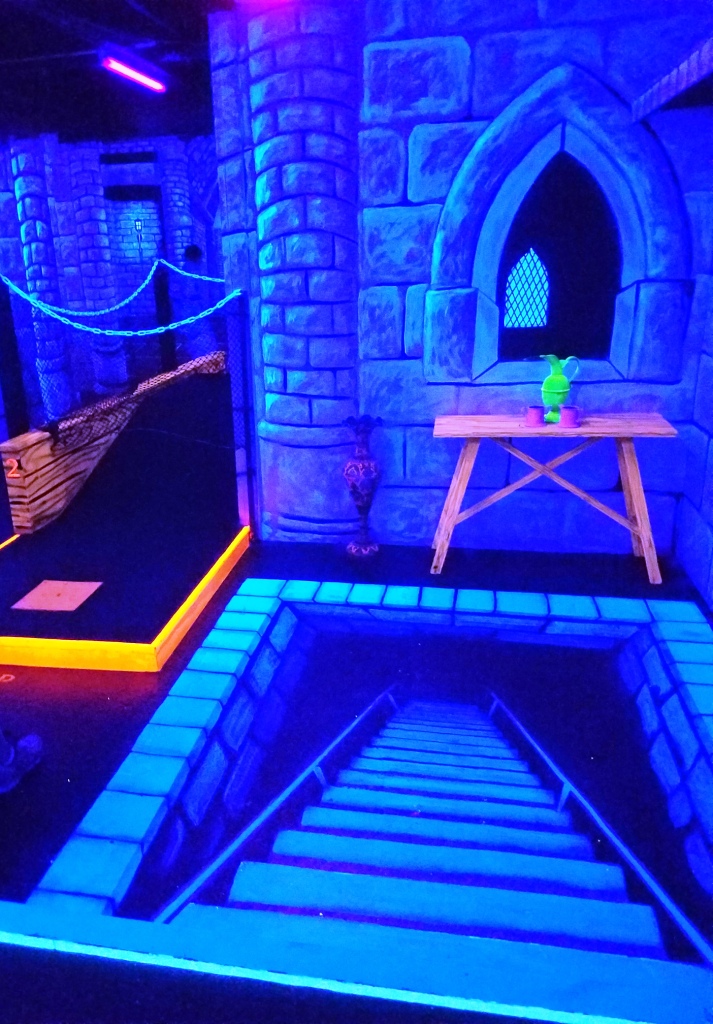 The Ham and Egger Files: Dragon's Lair Mini Golf in North Wildwood, New ...