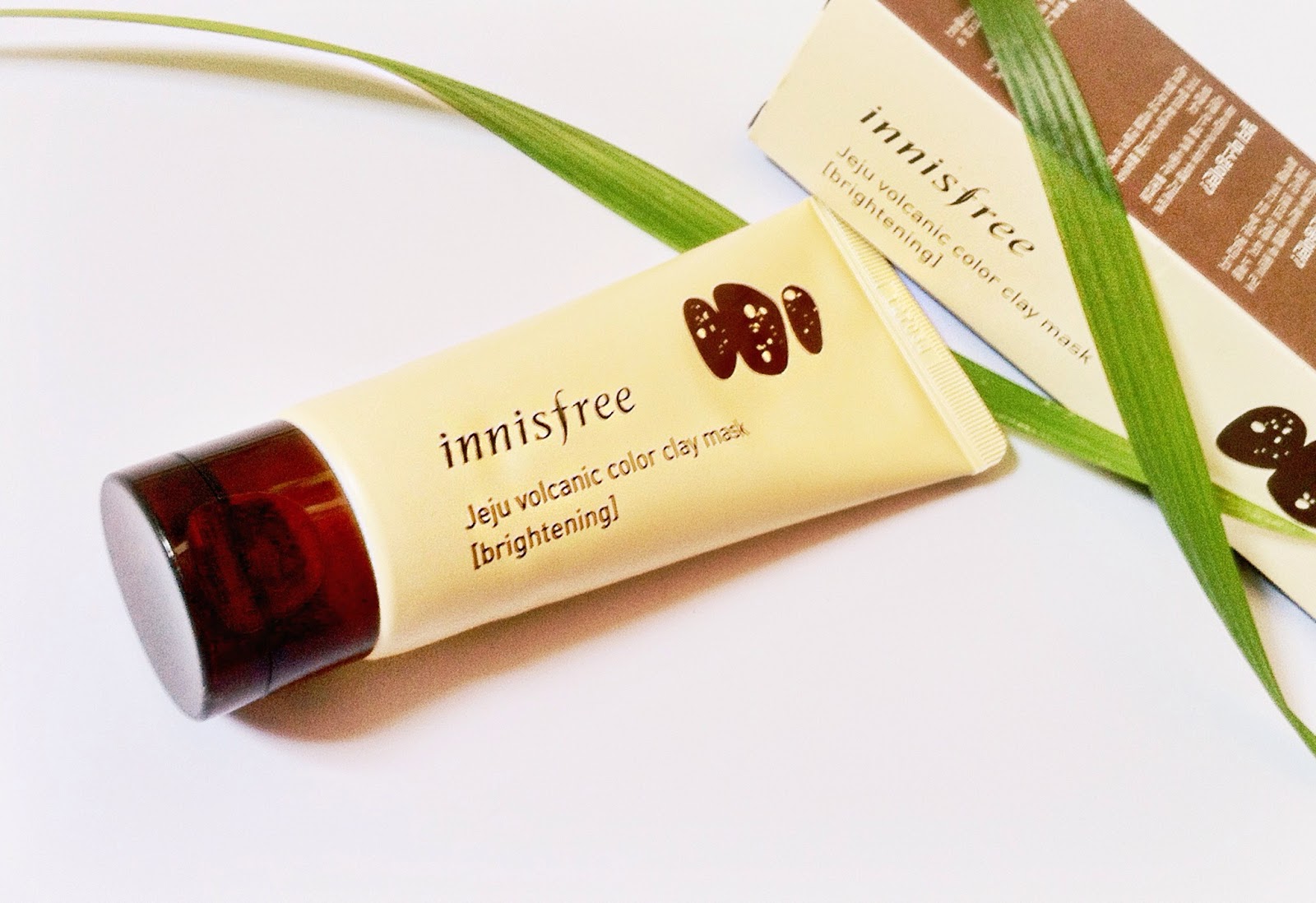 [REVIEW] INNISFREE JEJU VOLCANIC COLOR CLAY MASK