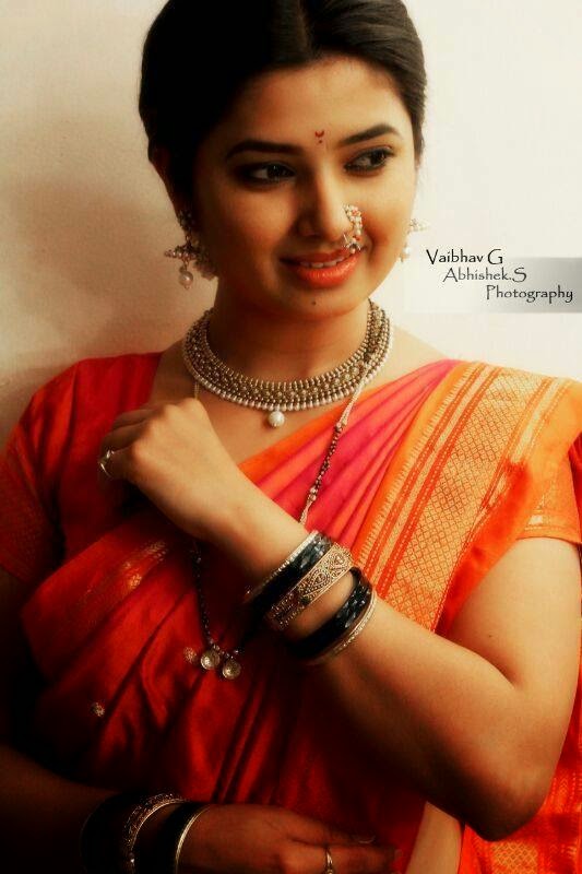 Prajakta Mali - Marathi Actress And Actor Beautiful Photos
