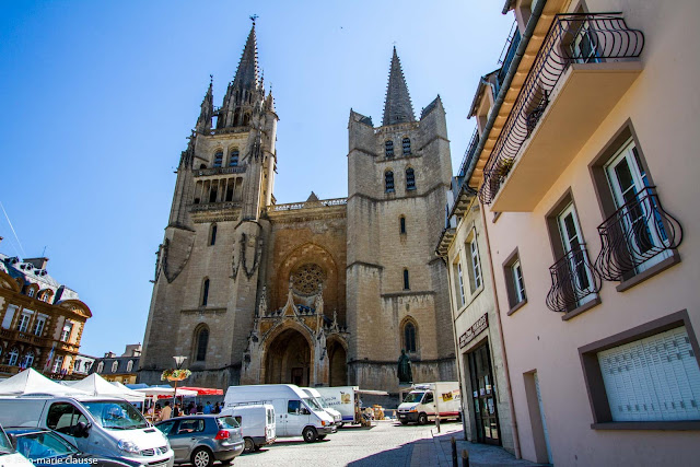 Découvrir la France en photos: 81 - MENDE. (Lozère -48)