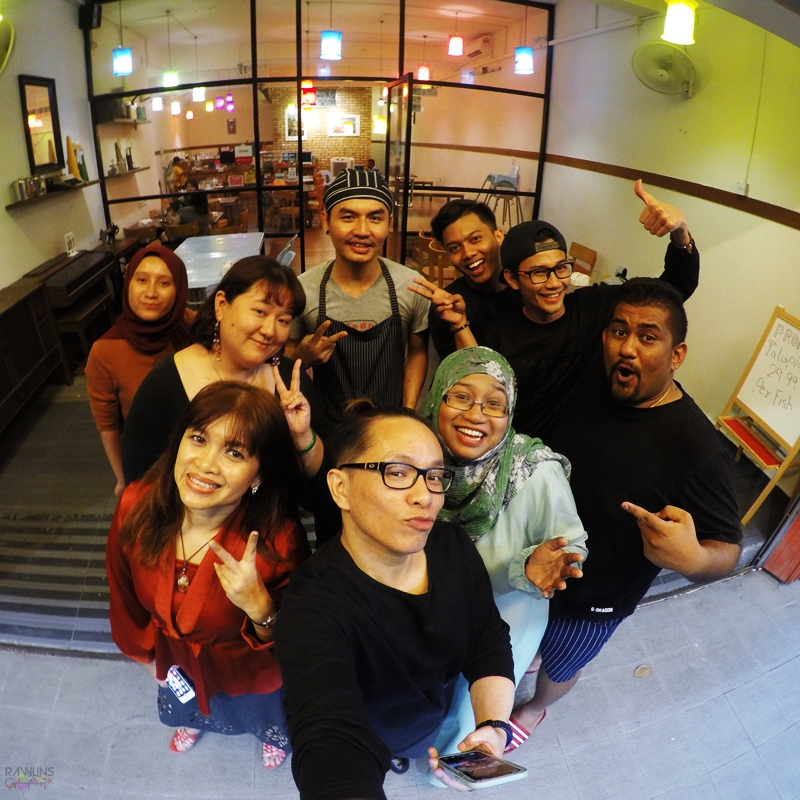 Mueang Kao Serves The Best & The Most Authentic Thai Food | R A W L I N ...