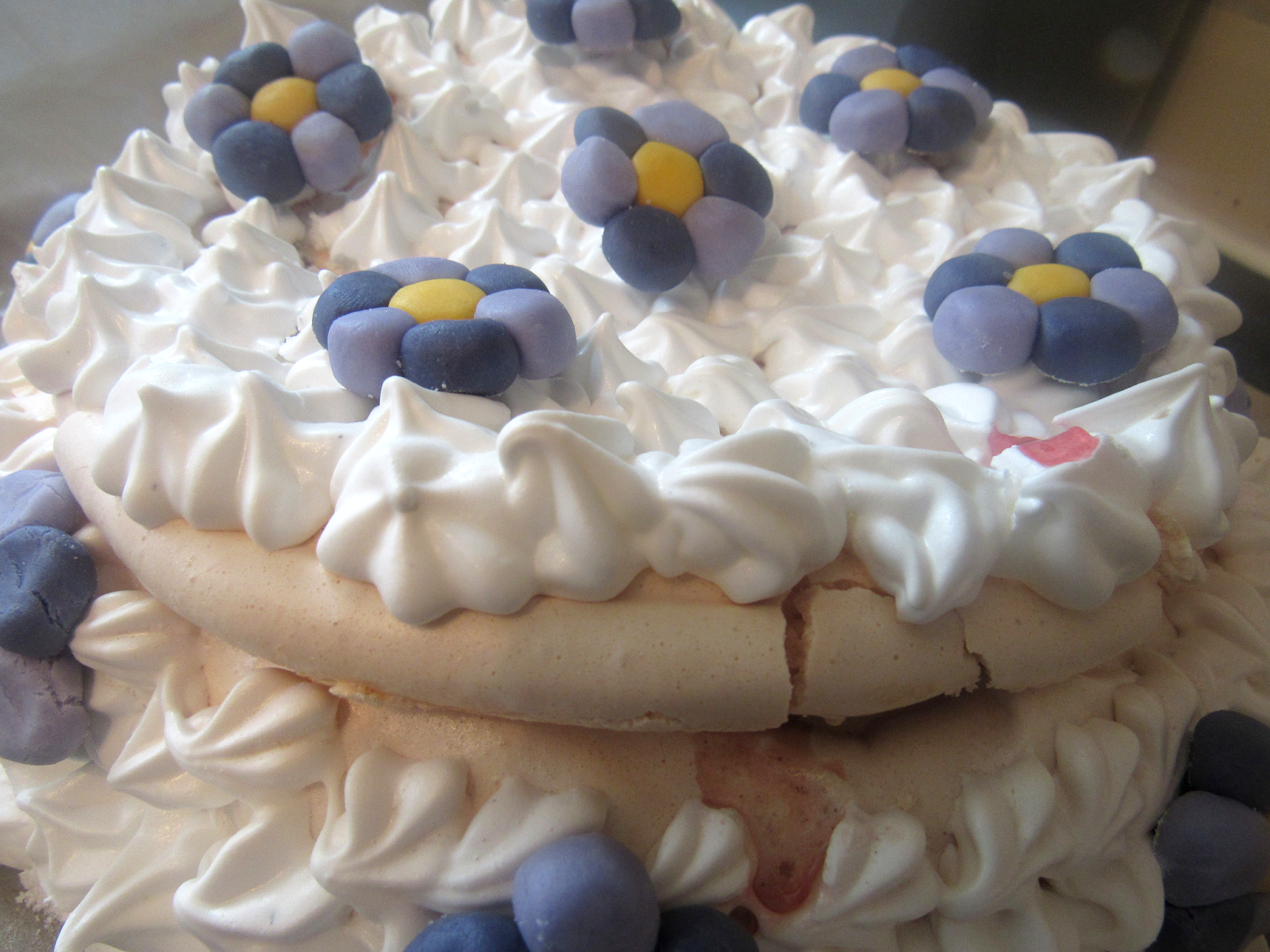 GBBO Week 4 - Spanische Windtorte | Honeycomb Crunchies