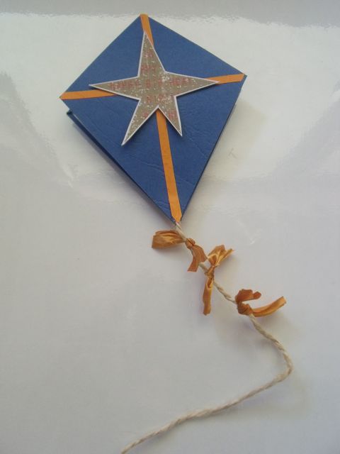 ..MerryMade Cards & Crafts...: Kite Card