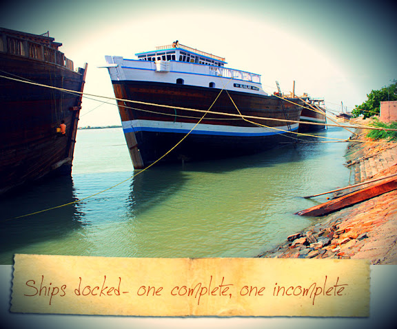 artnlight: The Ship Building Ports of Mandvi - I