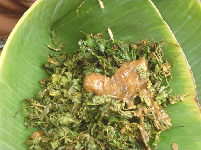 Mencicip Makanan Legendaris Semanggi Suroboyo - EMAKMBOLANG