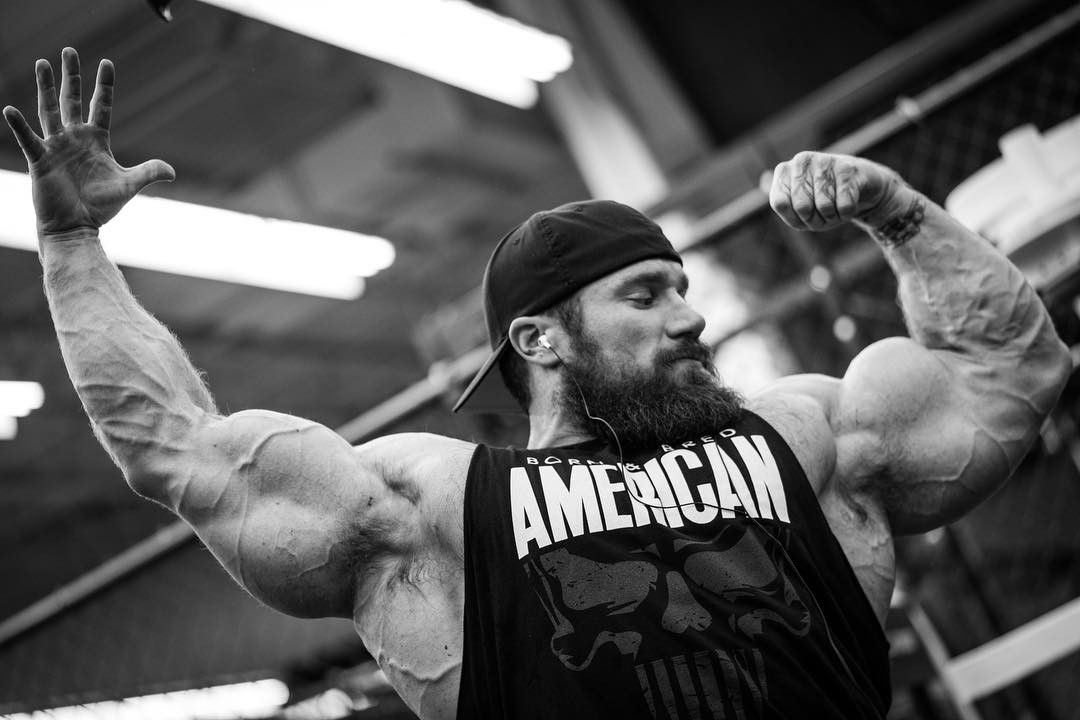 Muscle Lover: American IFBB Pro bodybuilder Seth Feroce