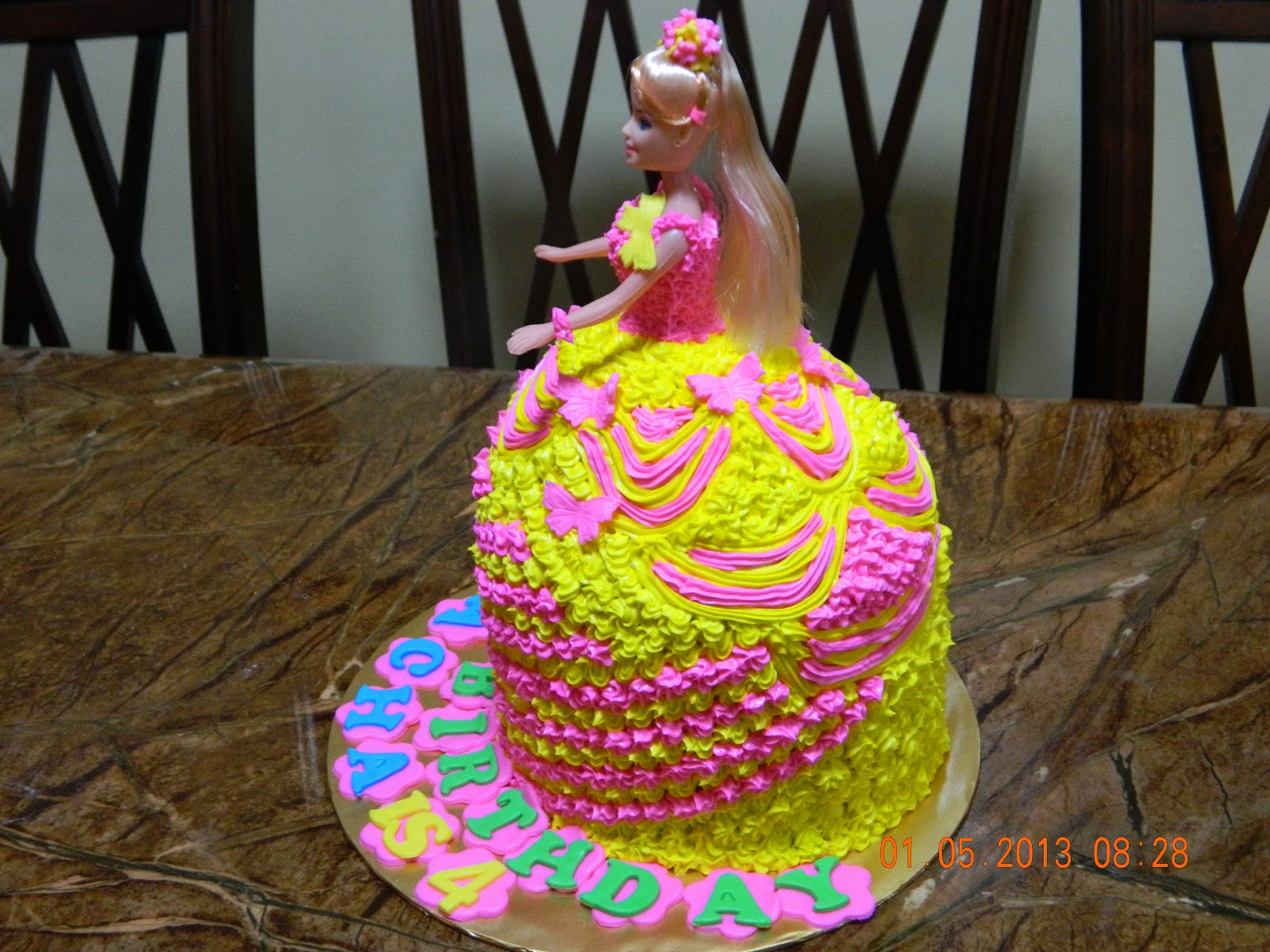 Mybabydeco: Cake Barbie Doll Rainbow