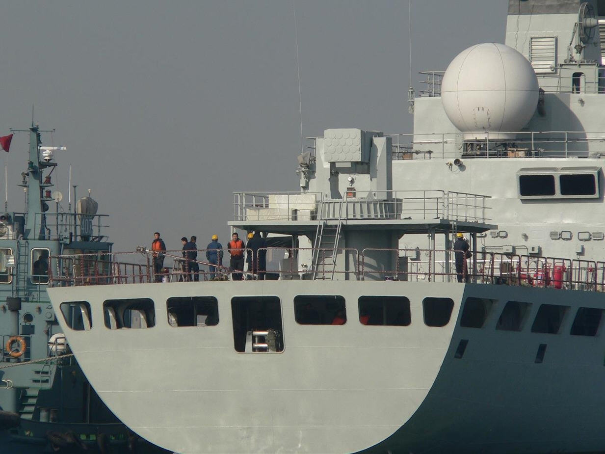 China Defense Blog: Photos of the day: Test Ship 892 at QingDao