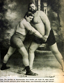 OĞUZ TOPOĞLU : Güreşçi Filiz Nurullah.