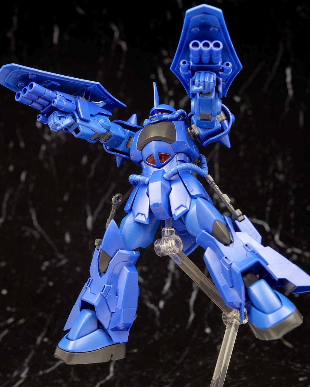 GUNDAM GUY: HGBF 1/144 Gouf R35 - Review by Hacchaka