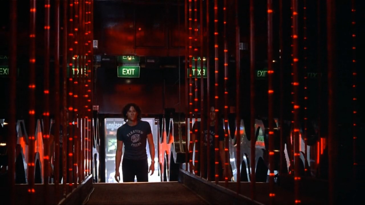 Two Hands 1999 İki El