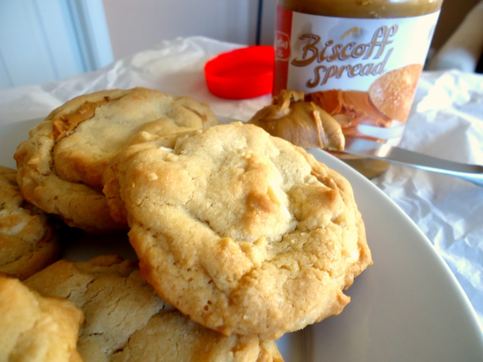 This Woman Cooks: Biscoff Stuffed White Chocolate Cookies