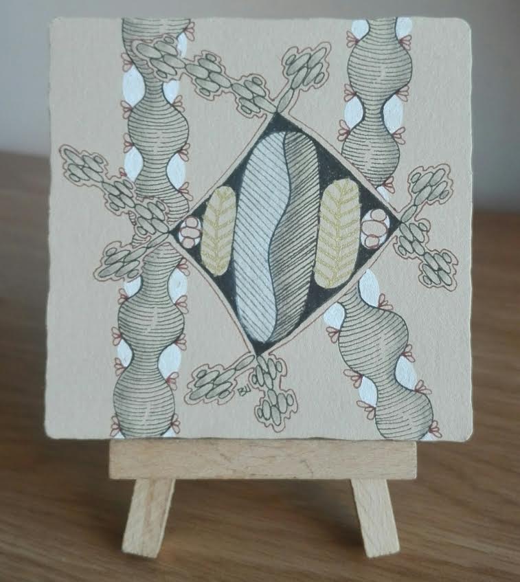 Tickled To Tangle: "It's a String Thing" #185 Tiles