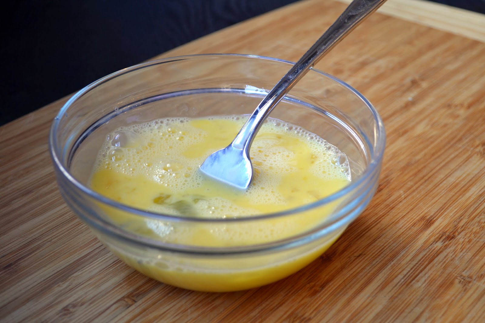 Hardly Housewives: Baked Spaghetti Pie