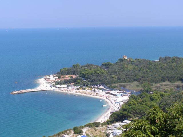 La Tavola Marche: Cleanest Beaches in Italy: Along the Adriatic in Le ...