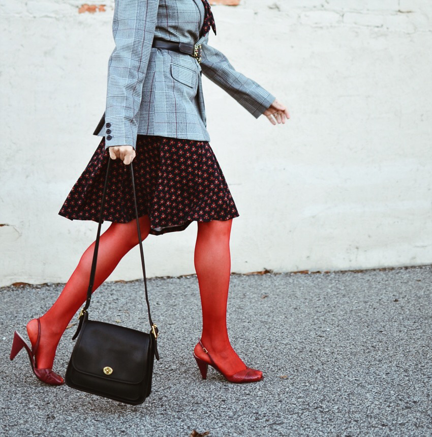 Monday Work Outfit With Colorful Tights | MY SMALL WARDROBE