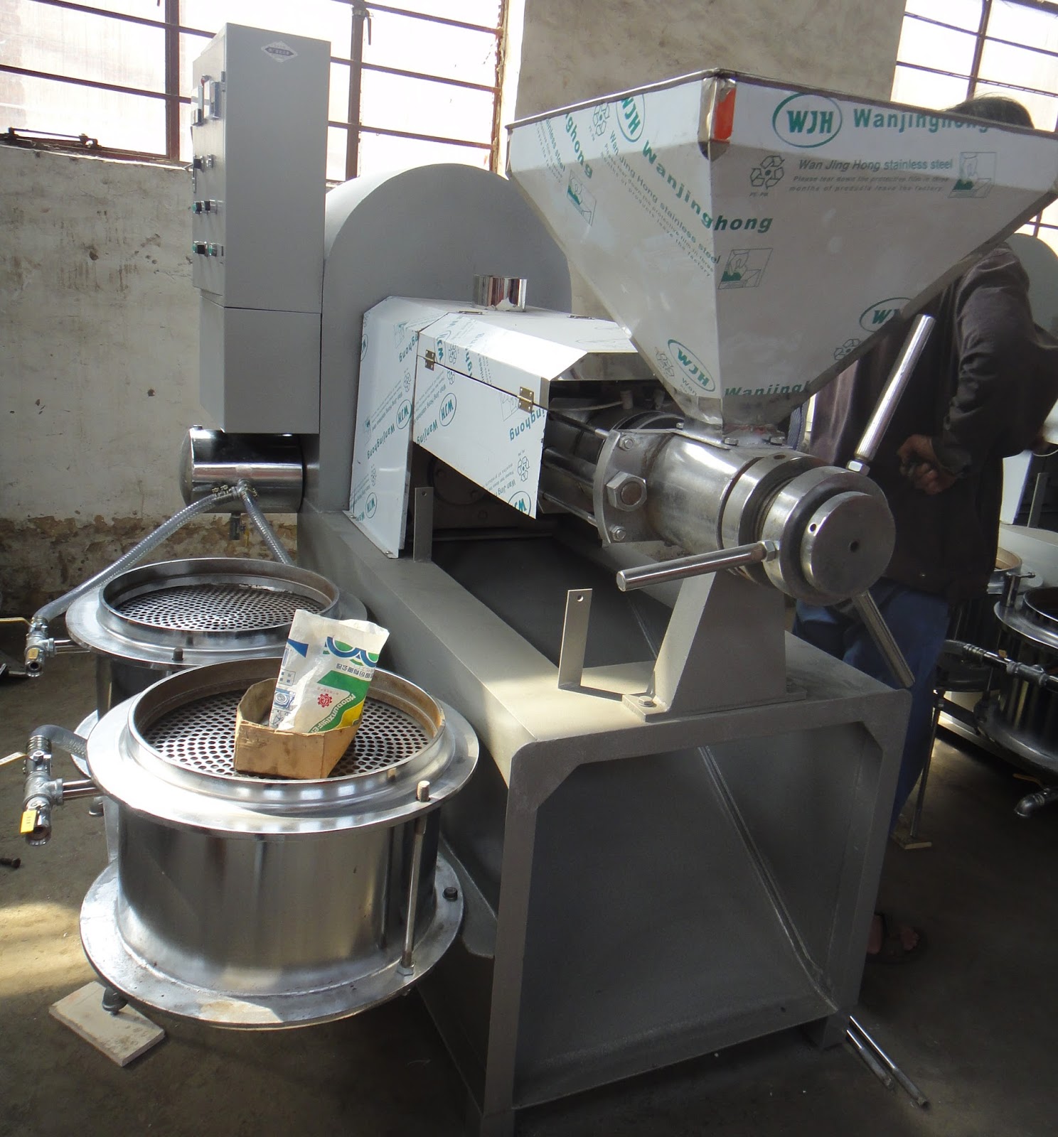 professional pellet mill,feed hammer mill crusher: oil press machine is ...