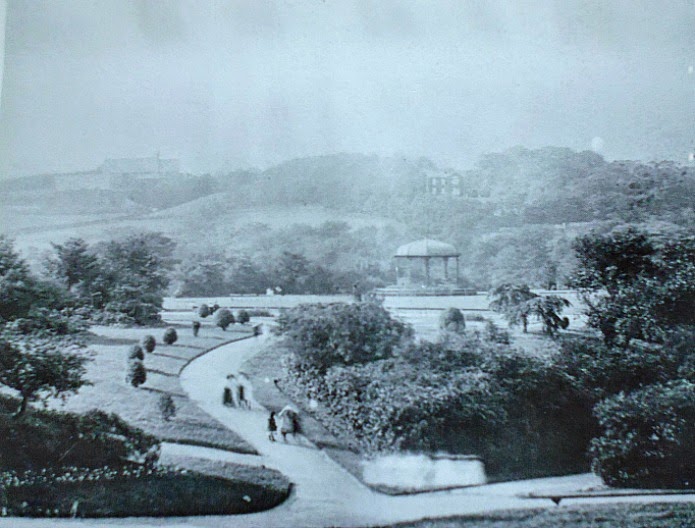 Around Bamford: Around Queens Park, Heywood.