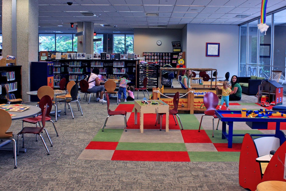 The Show Me Librarian: Come work at Skokie Public Library!