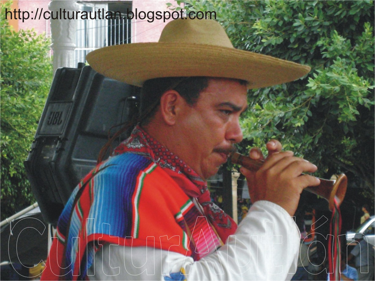 CulturAutlán: Los componentes de la chirimía