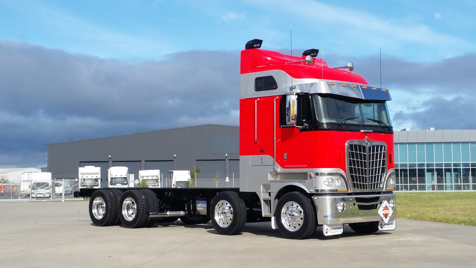 DIECIOCHO RUEDAS: INTERNATIONAL 9800, LA LEYENDA CONTINÚA VIVA… EN EL ...