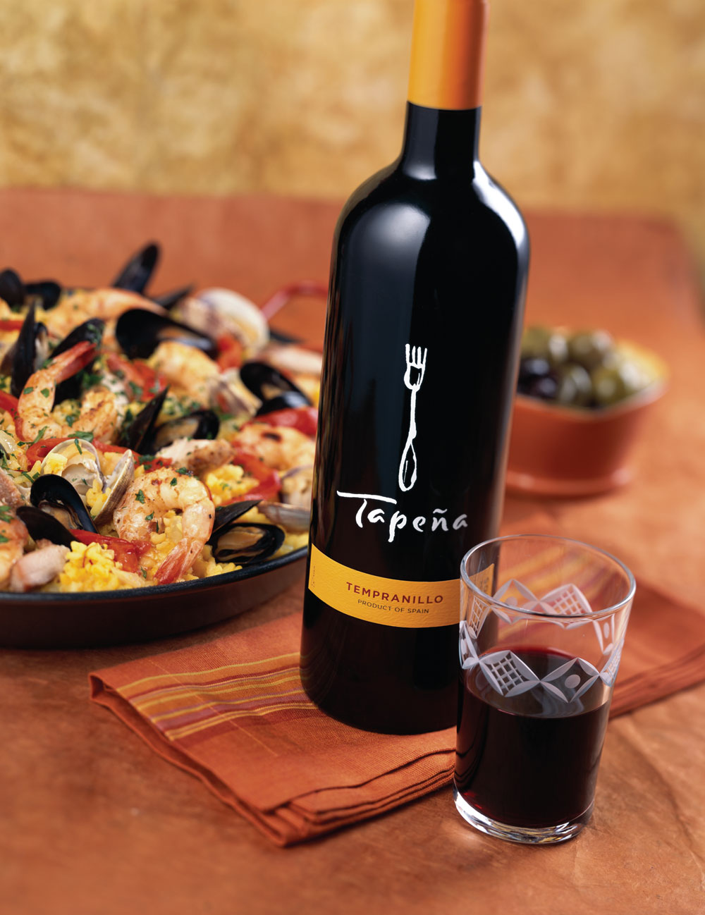 Ancient Fire Beverage Blog: Win a Spanish Wine Party Pack from Tapeña ...