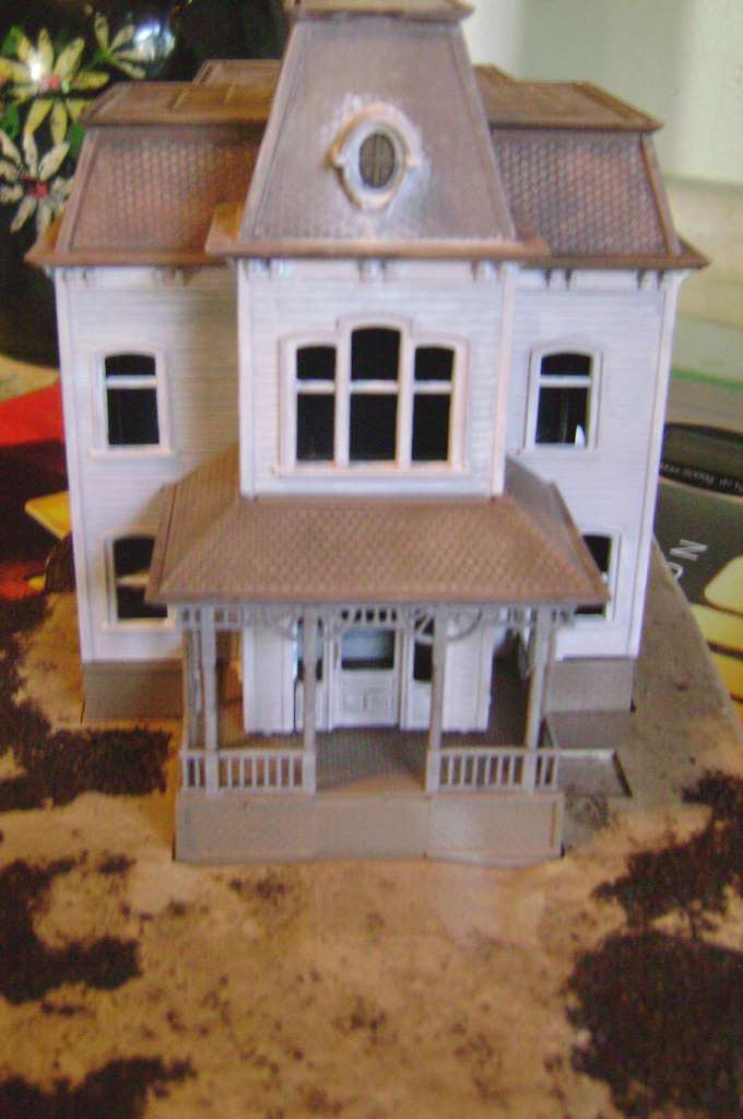 KirkTrekModeler's Model Blog: PSYCHO! Bates Mansion, Polar Lights Kit ...
