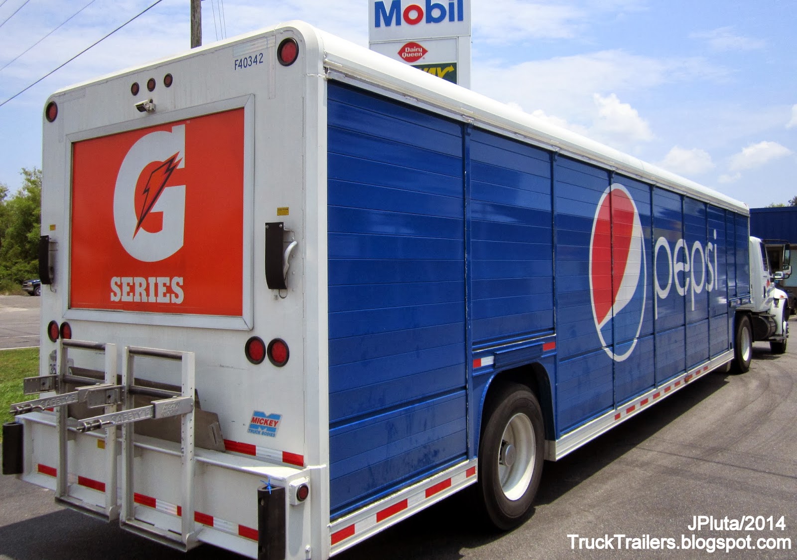 COCA COLA PEPSI 7up Dr.Pepper Plant Photo,Soda Bottle Vending Machine ...