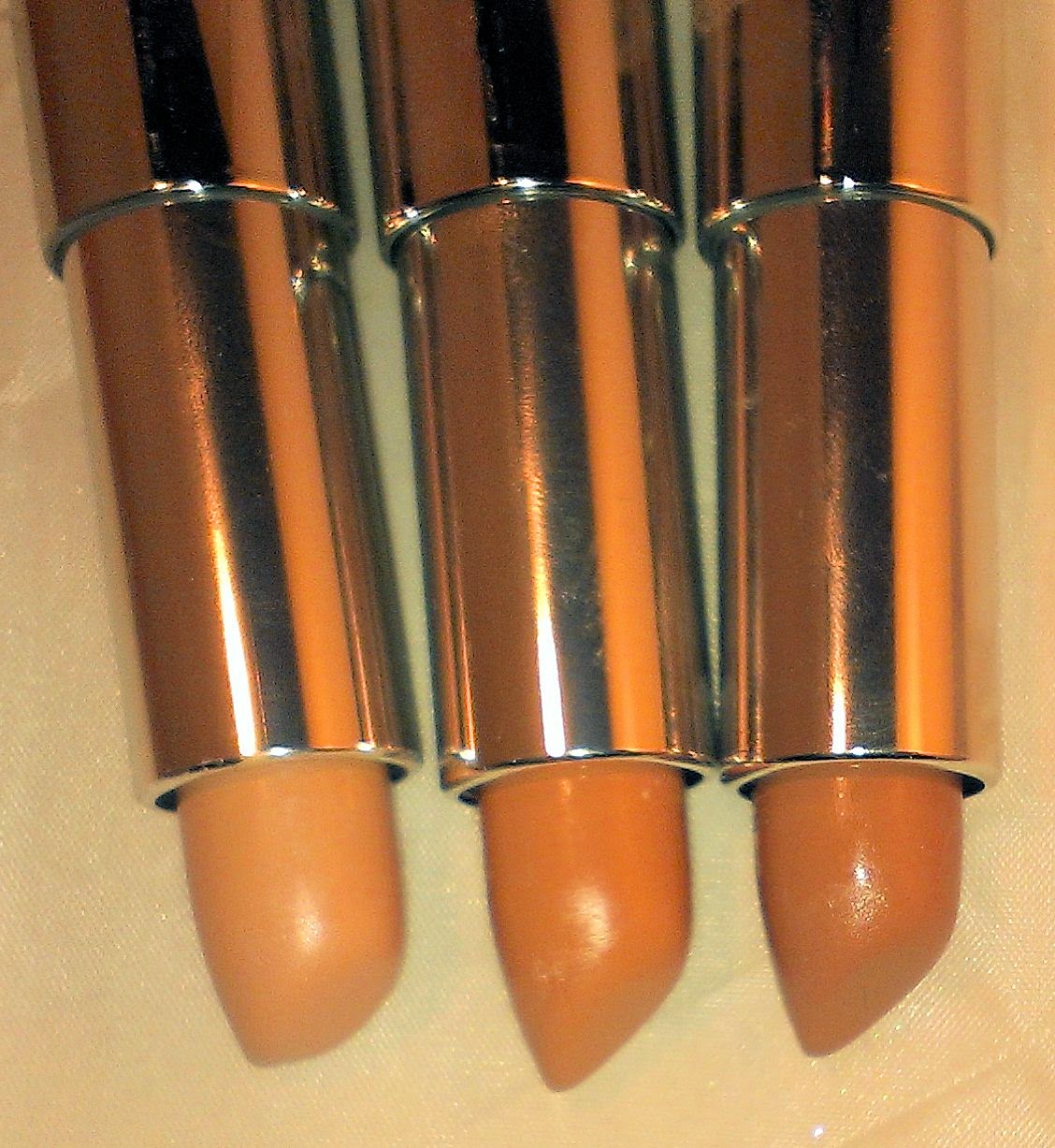 There's Always Time for Lipstick: Review -- Maybelline Color ...