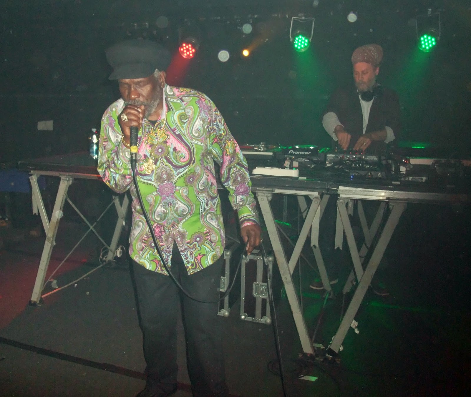 Reggaediscography: JOHNNY OSBOURNE - DISCOGRAPHY: (Reggae Singer)