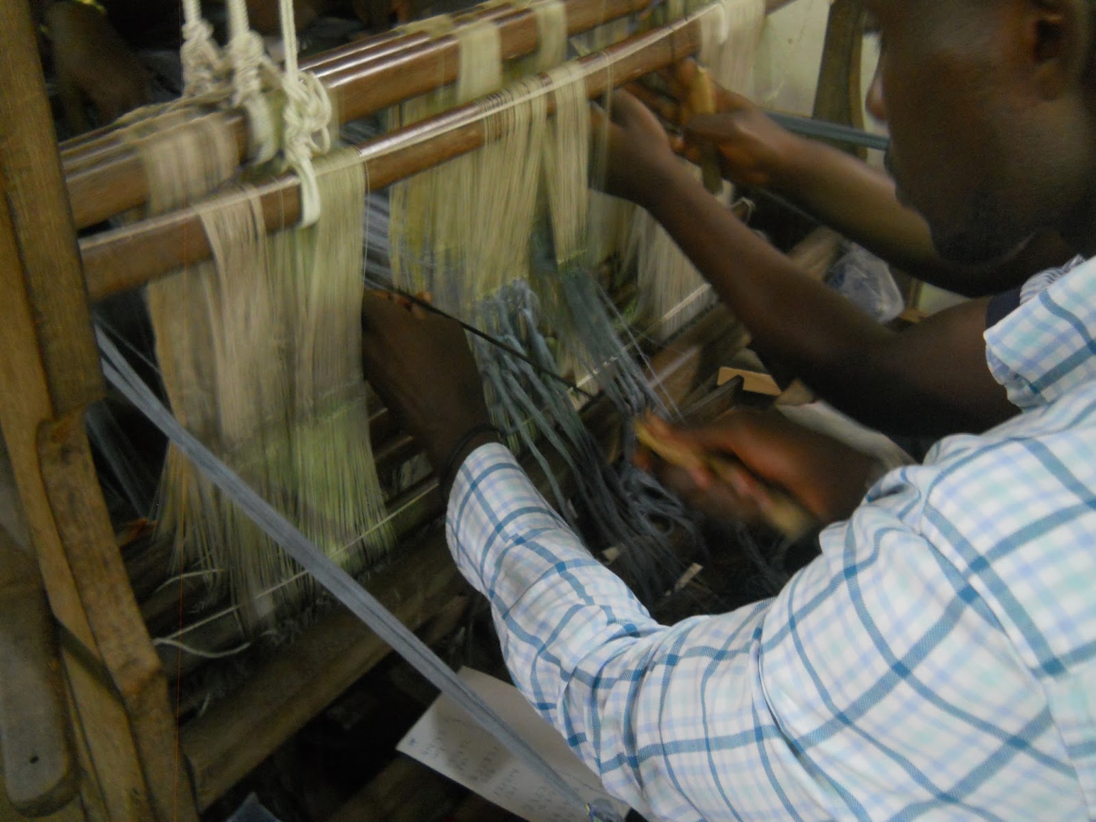 Broadloom weaving: Weaving Processes