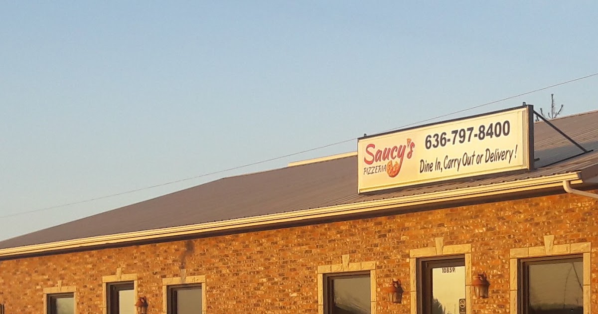 Eat and Critique !: Saucy's Pizzeria