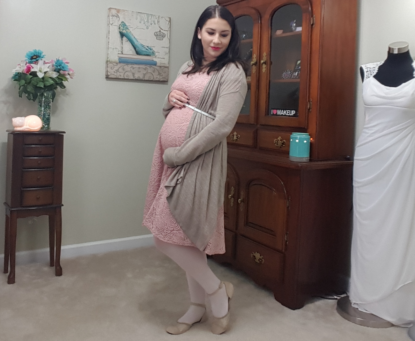Lainamarie91: 18 Weeks Maternity OOTD : Pink Lace Dress from Pink Blush ...