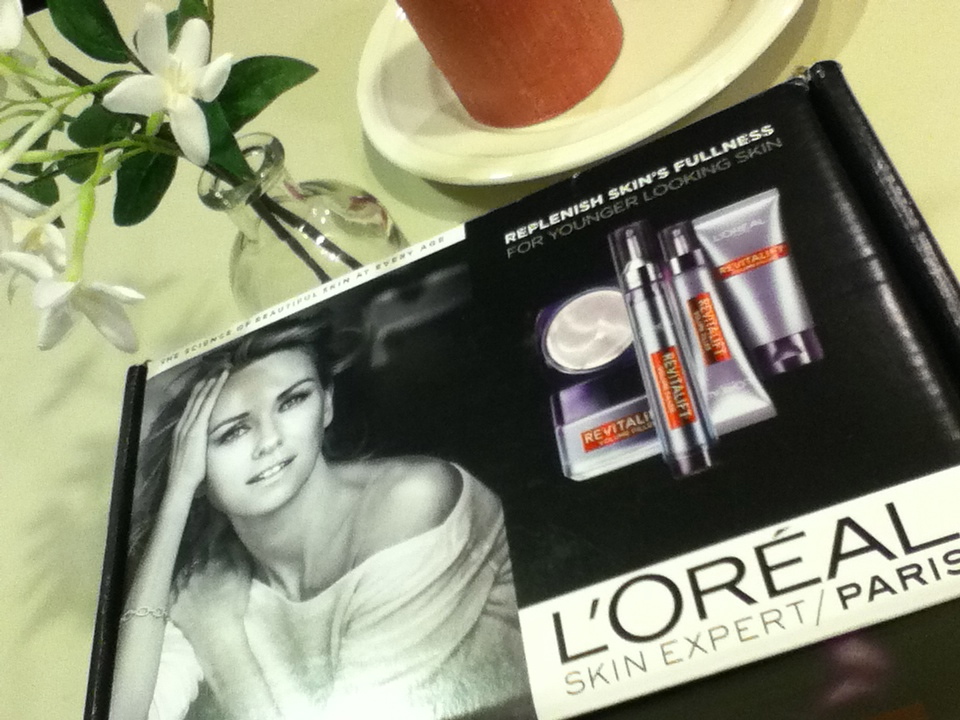 Lines from Lesa: L'oreal Paris Revitalift Volume Filler