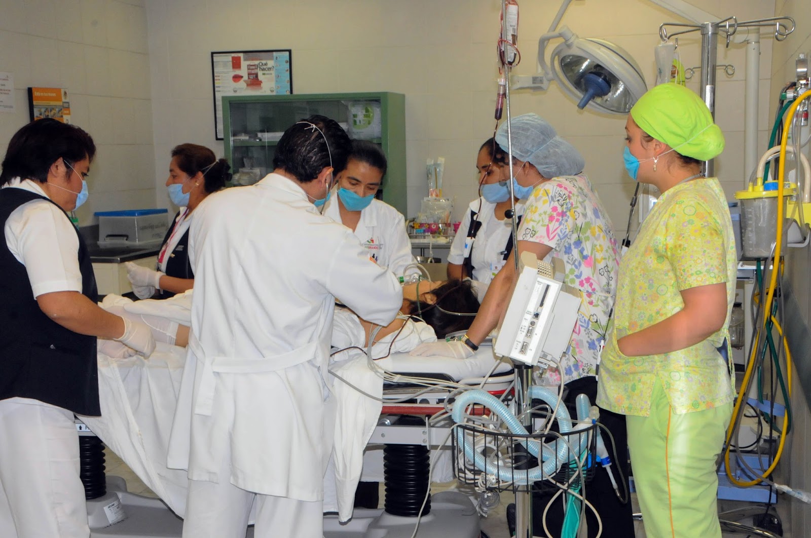 Edoméx en línea: ISEM salva a 17 mil embarazadas con equipo de ...