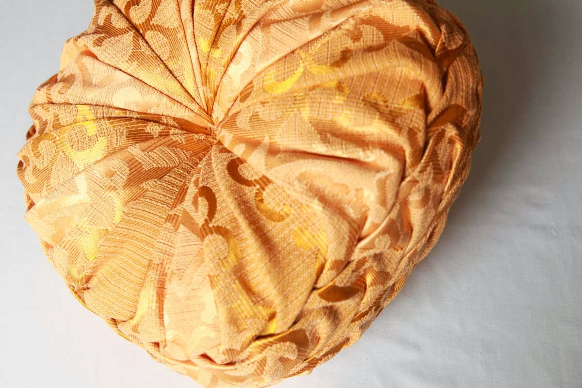 The Round Retro Cushion - Pattern Chart & Tutorial | Jennifer Lauren ...